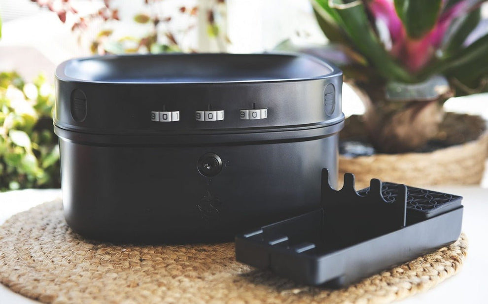 Lockable Odor-Proof Storage Box - Secure and Discreet